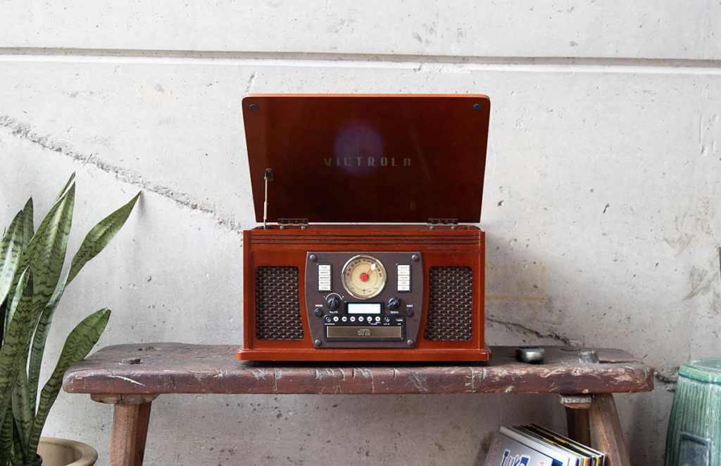 Victrola The Navigator Wood Record Player | The Coolector