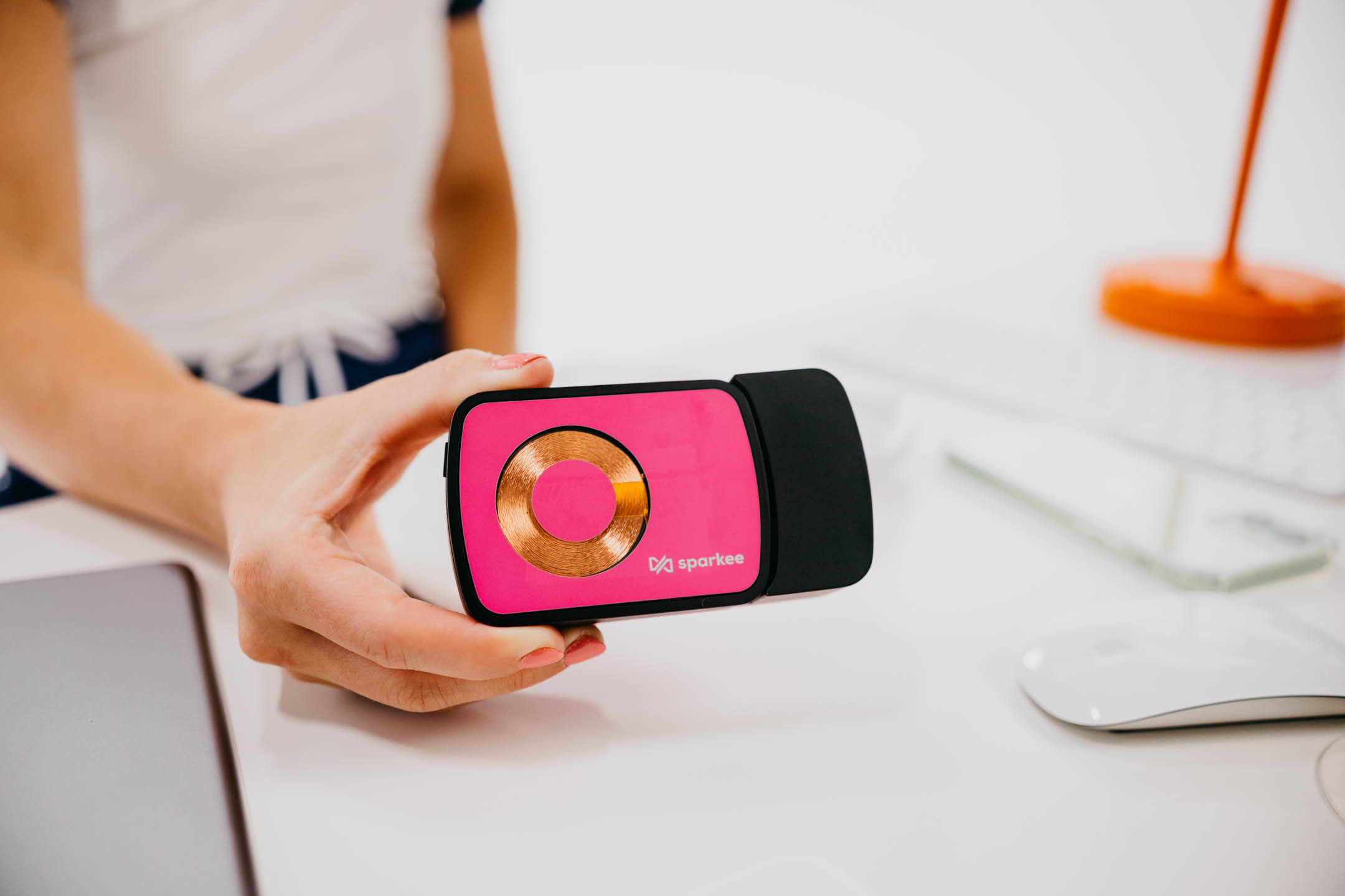 Sparkee Portable Charger | The Coolector