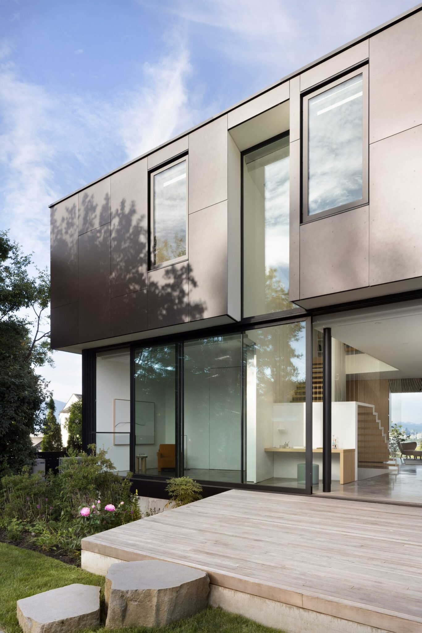 Yield House | The Coolector