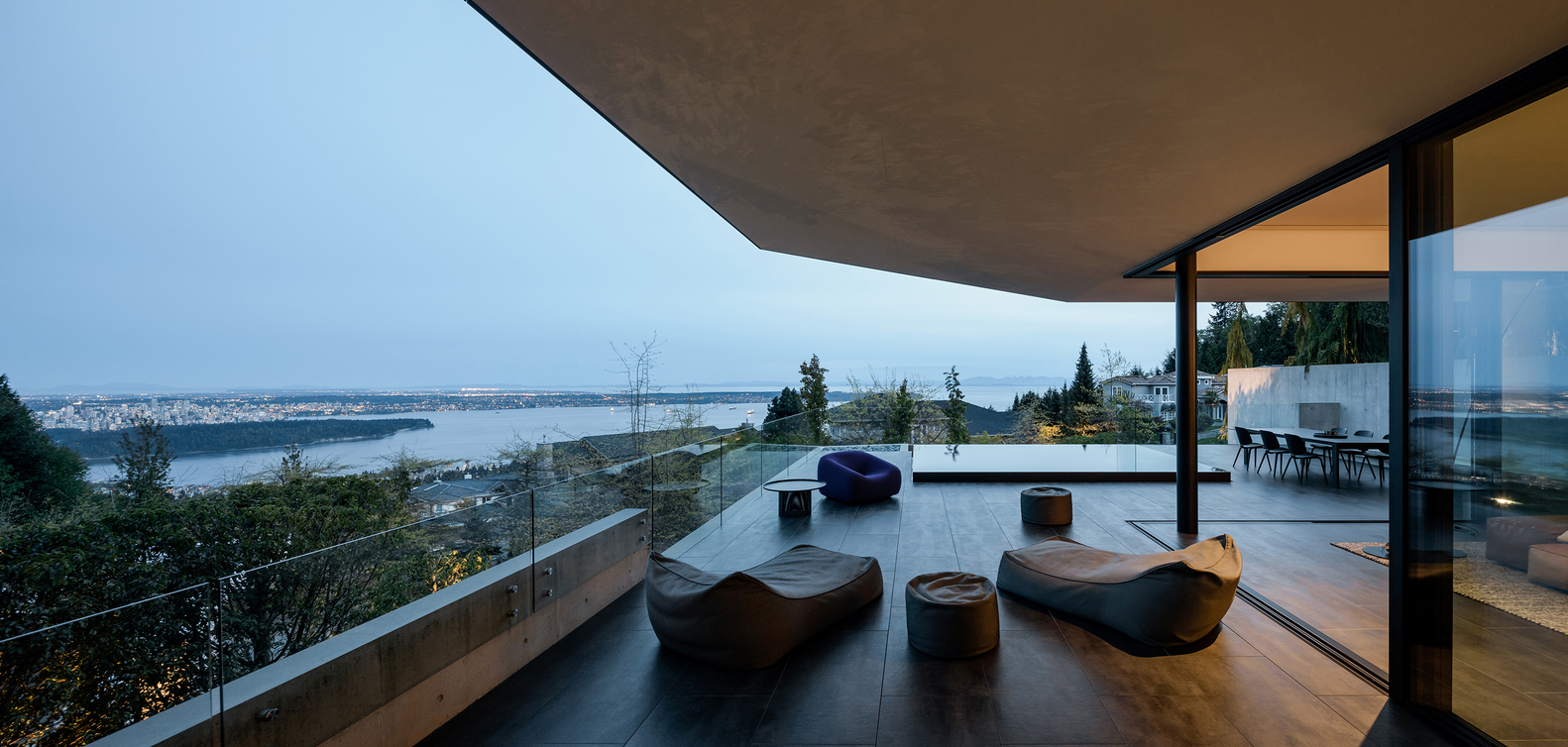 Eaves House | The Coolector