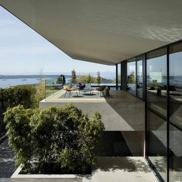 Eaves House | The Coolector