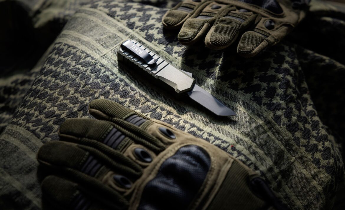 TEKTO A2 Badger Knife | The Coolector
