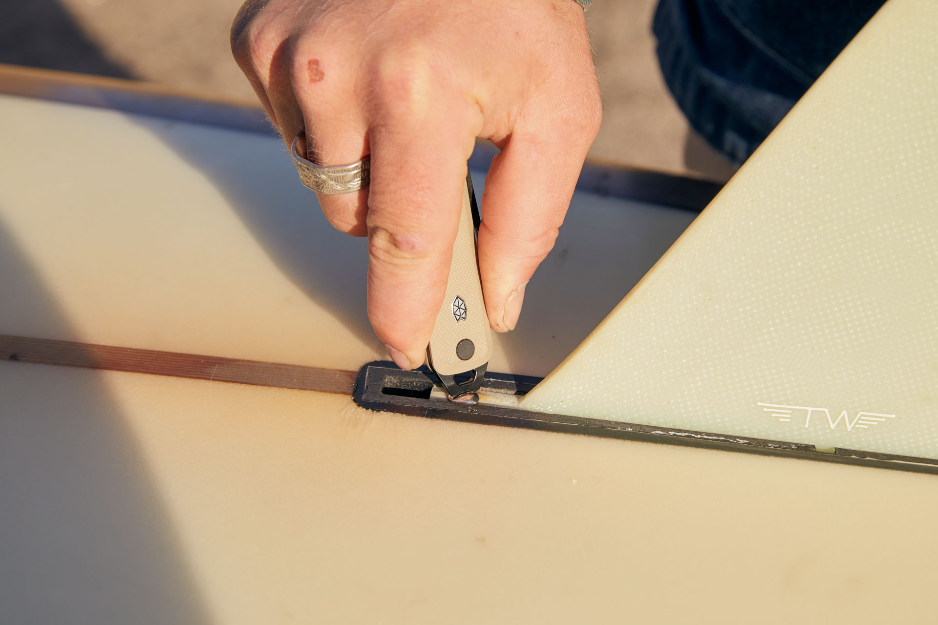 James Brand Ellis Slim Pocket Knife | The Coolector