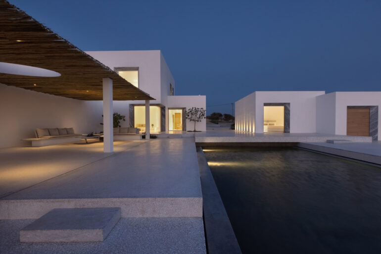 Paros House | The Coolector