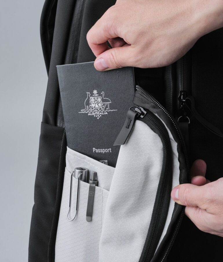 Alpaka Elements Travel Backpack | The Coolector