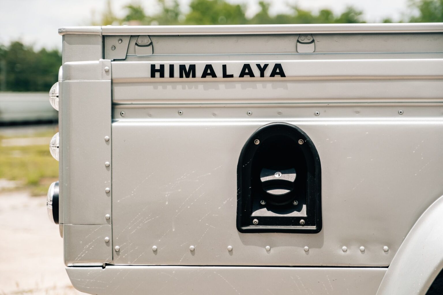 Himalaya 4x4 130 Defender Truck | The Coolector