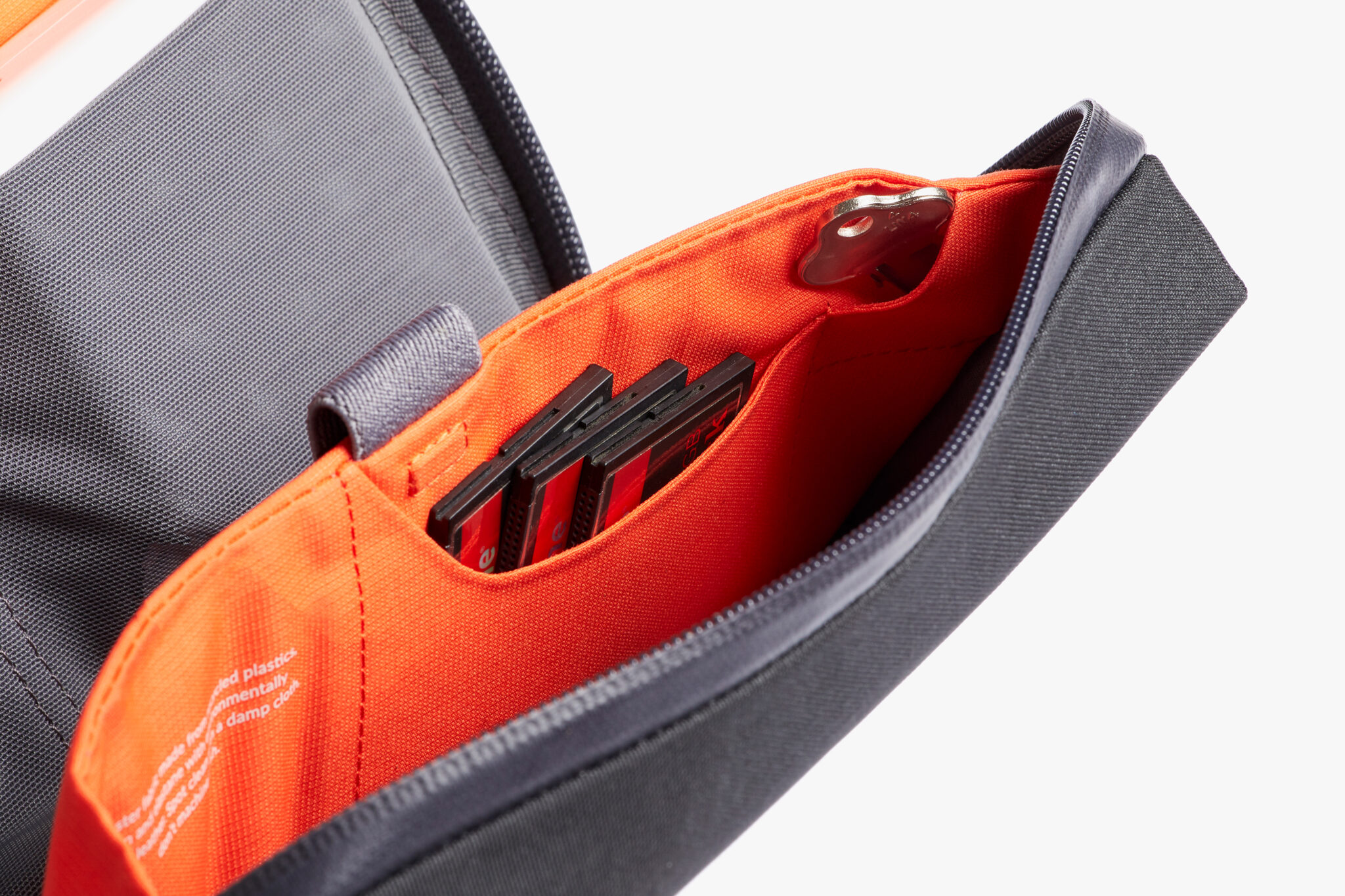 Bellroy x Carryology Tech Kit | The Coolector