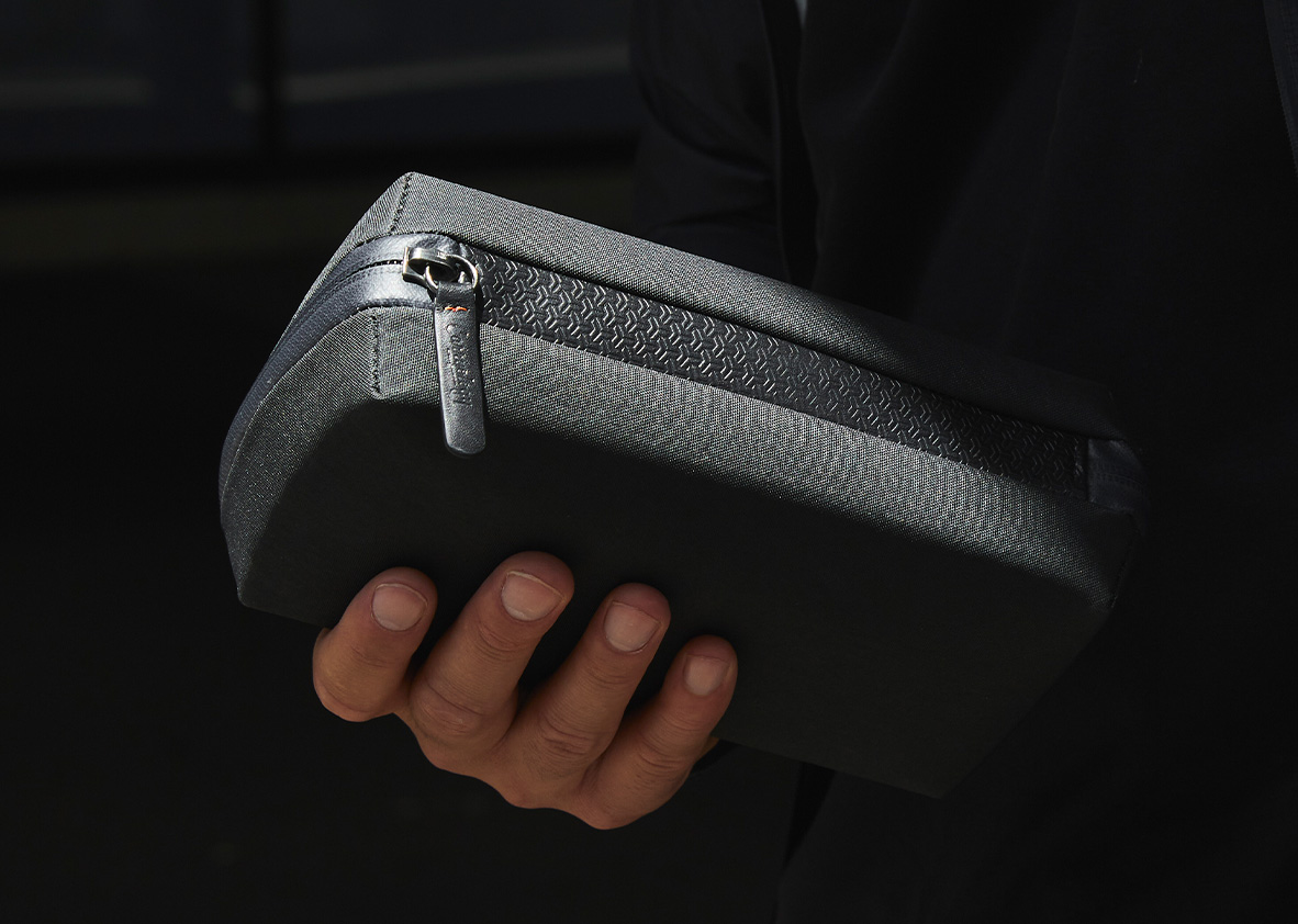 Bellroy x Carryology Tech Kit | The Coolector