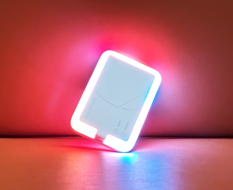 Moonside Design MagLight / Magsafe Smart Phone Camera Light | The Coolector