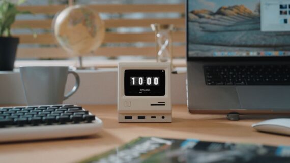 RayCue 128k Multifunctional Docking Station | The Coolector
