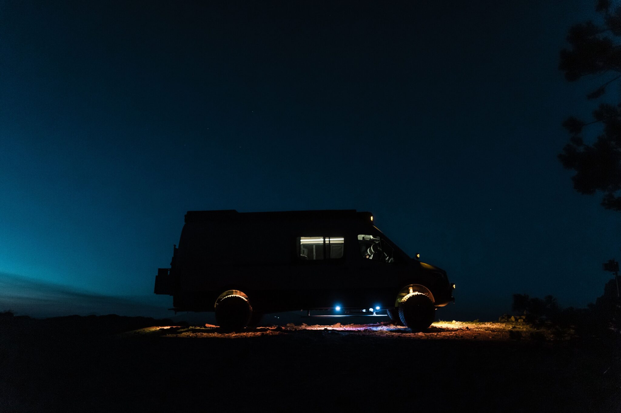 BENCHMARK 2023 DESO MERCEDES SPRINTER AWD 170 | The Coolector