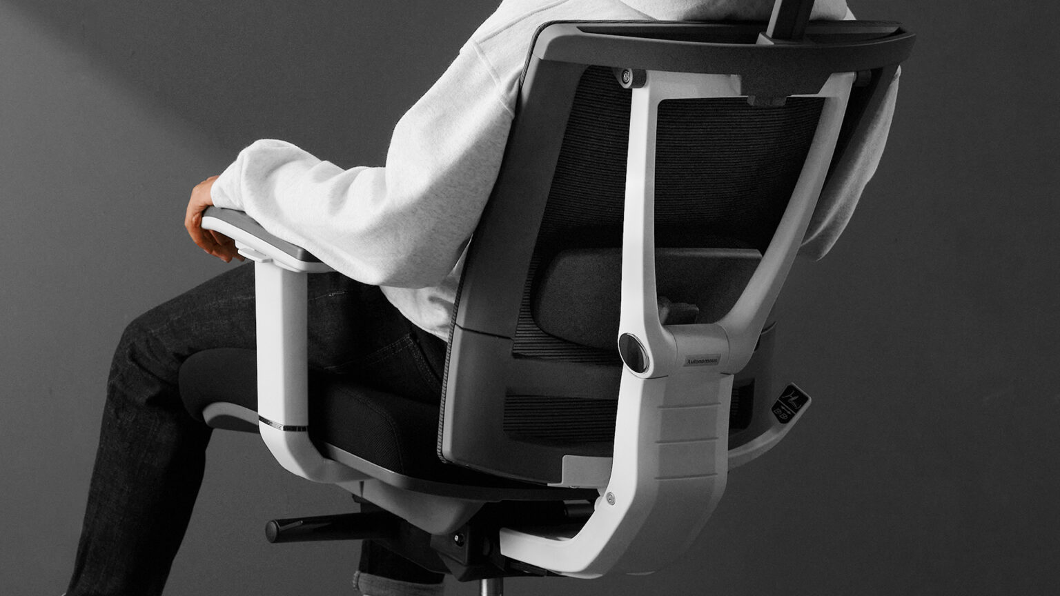 Autonomous ErgoChair Pro | The Coolector