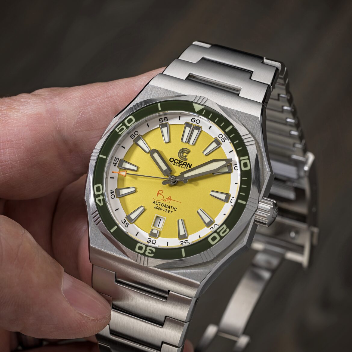 Ocean Crawler Bolt Dive Watch | The Coolector