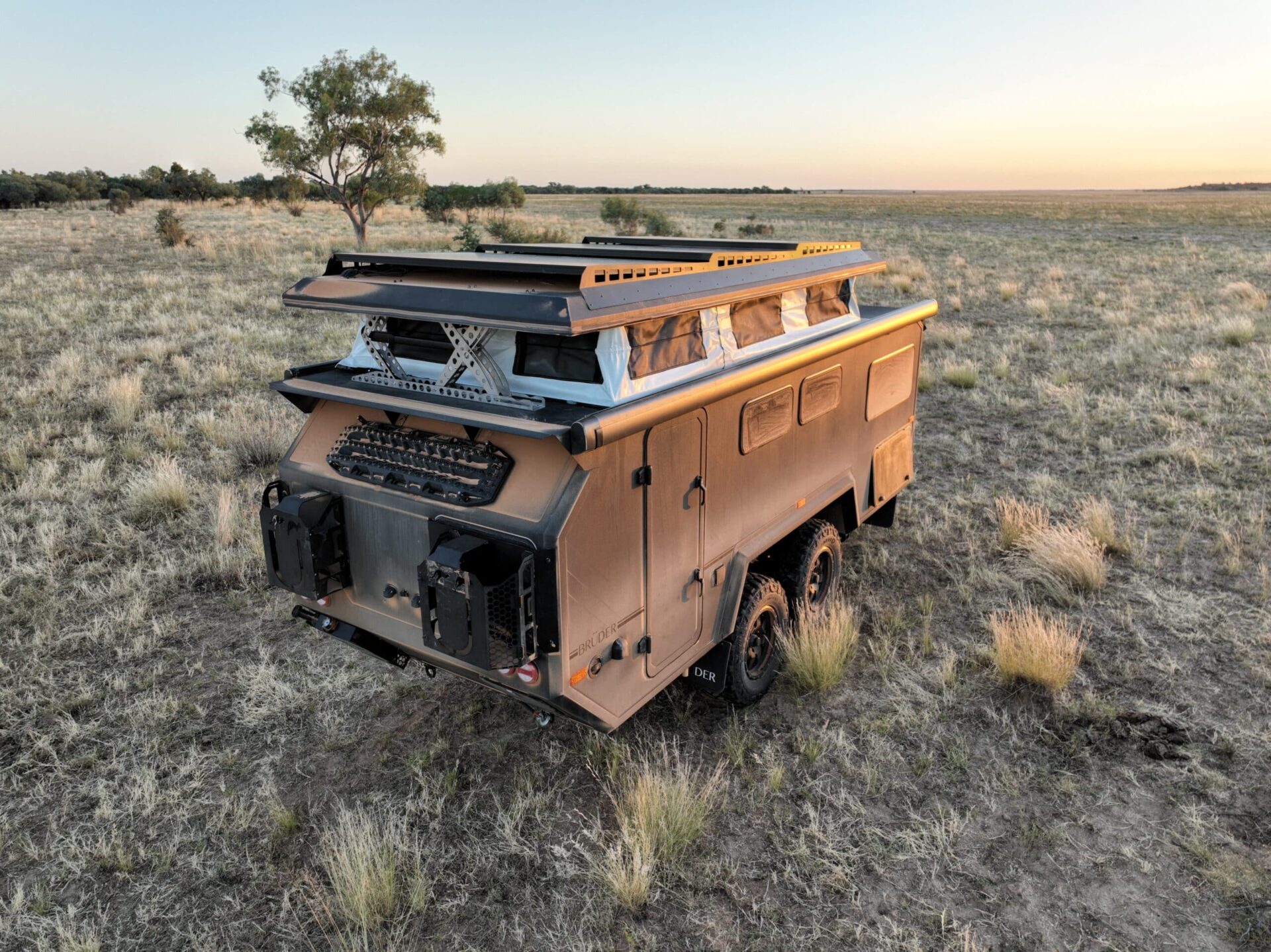 Bruder XP-7 Trailer | The Coolector