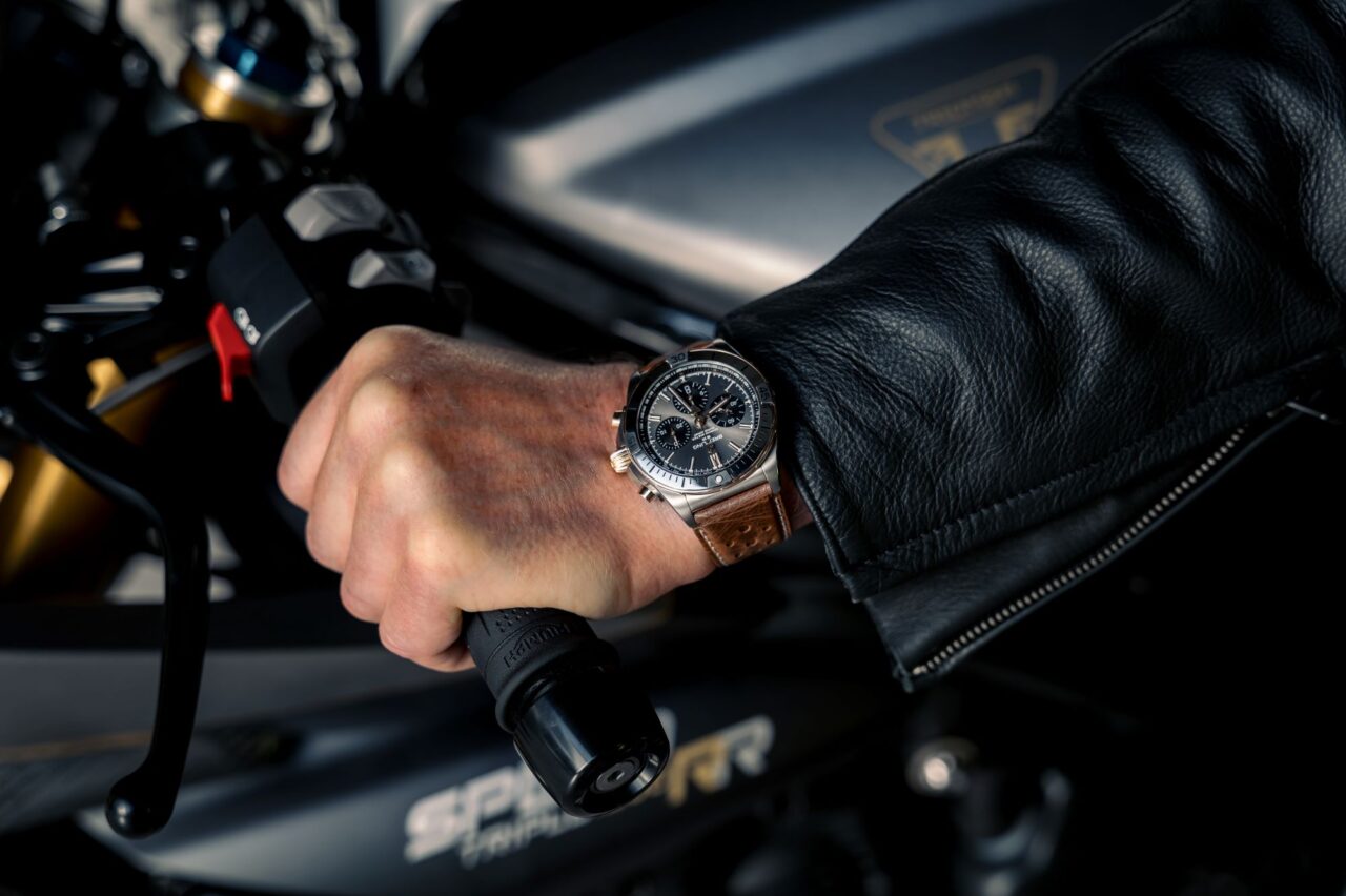Breitling x Triumph Motorcycles Chronomat B01 42 Watch | The Coolector
