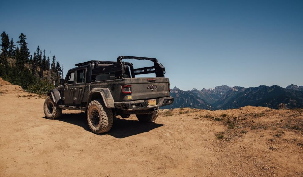 iKamper Jeep Gladiator Raconteur Bed Rack | The Coolector