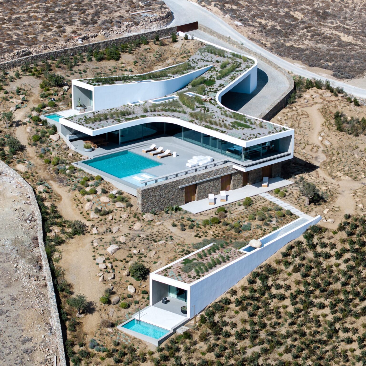 Aimasia Residence: A Harmonious Blend of Nature and Modern Luxury in ...