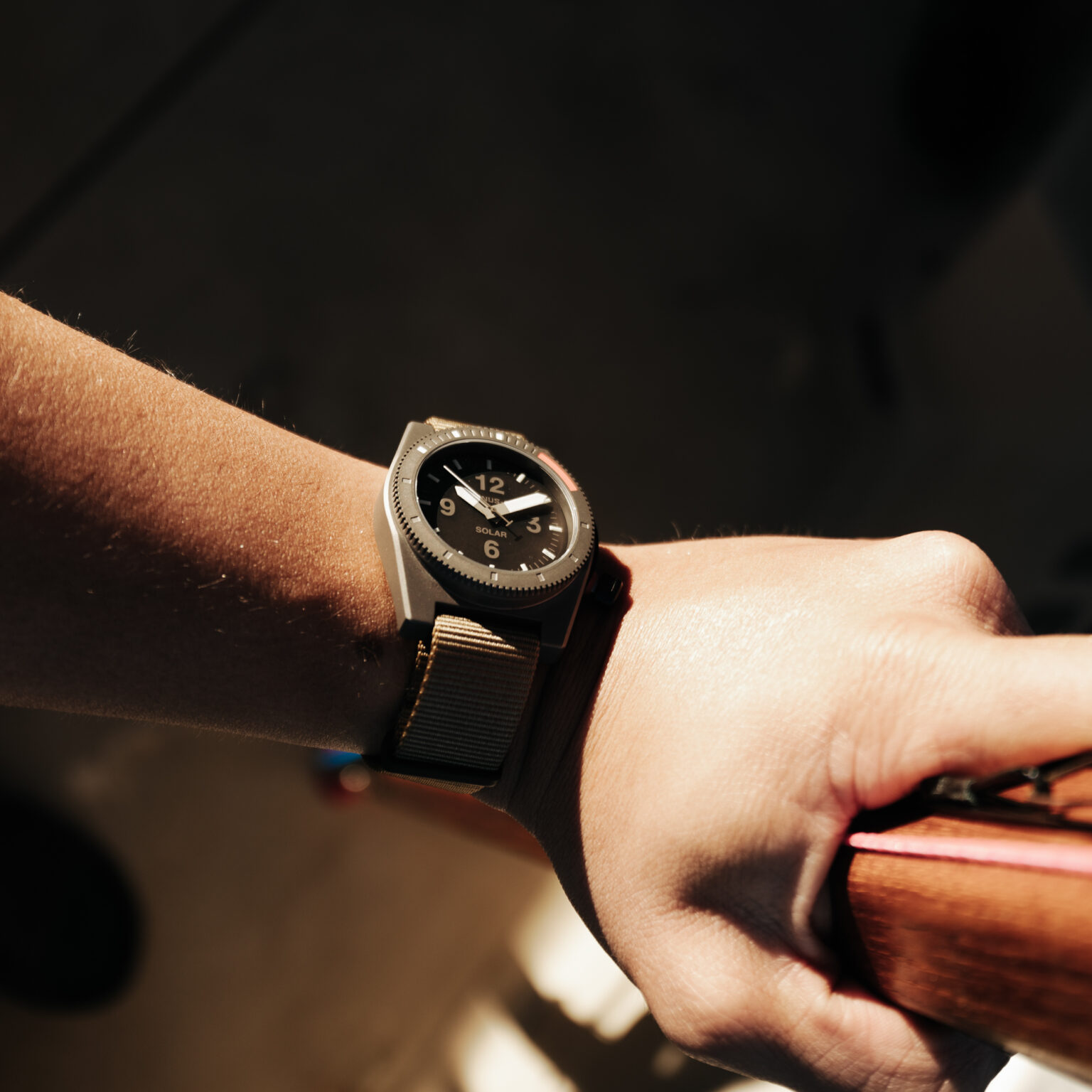 MINUS-8 Diver 1T Solar Watch: Sun-Powered Precision for Everyday ...