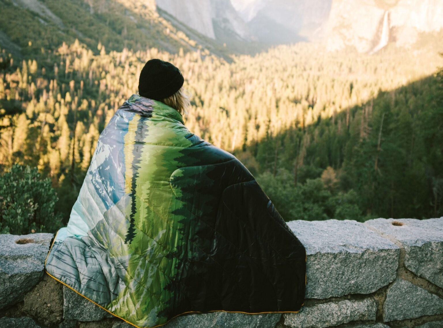 6 of the best new blankets for winter from Rumpl | The Coolector