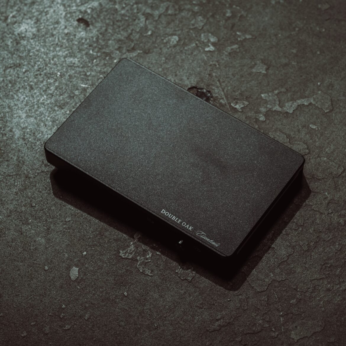 Double Oak Essentials TRAK Wallet: £109 of Slim, Secure Sophistication ...