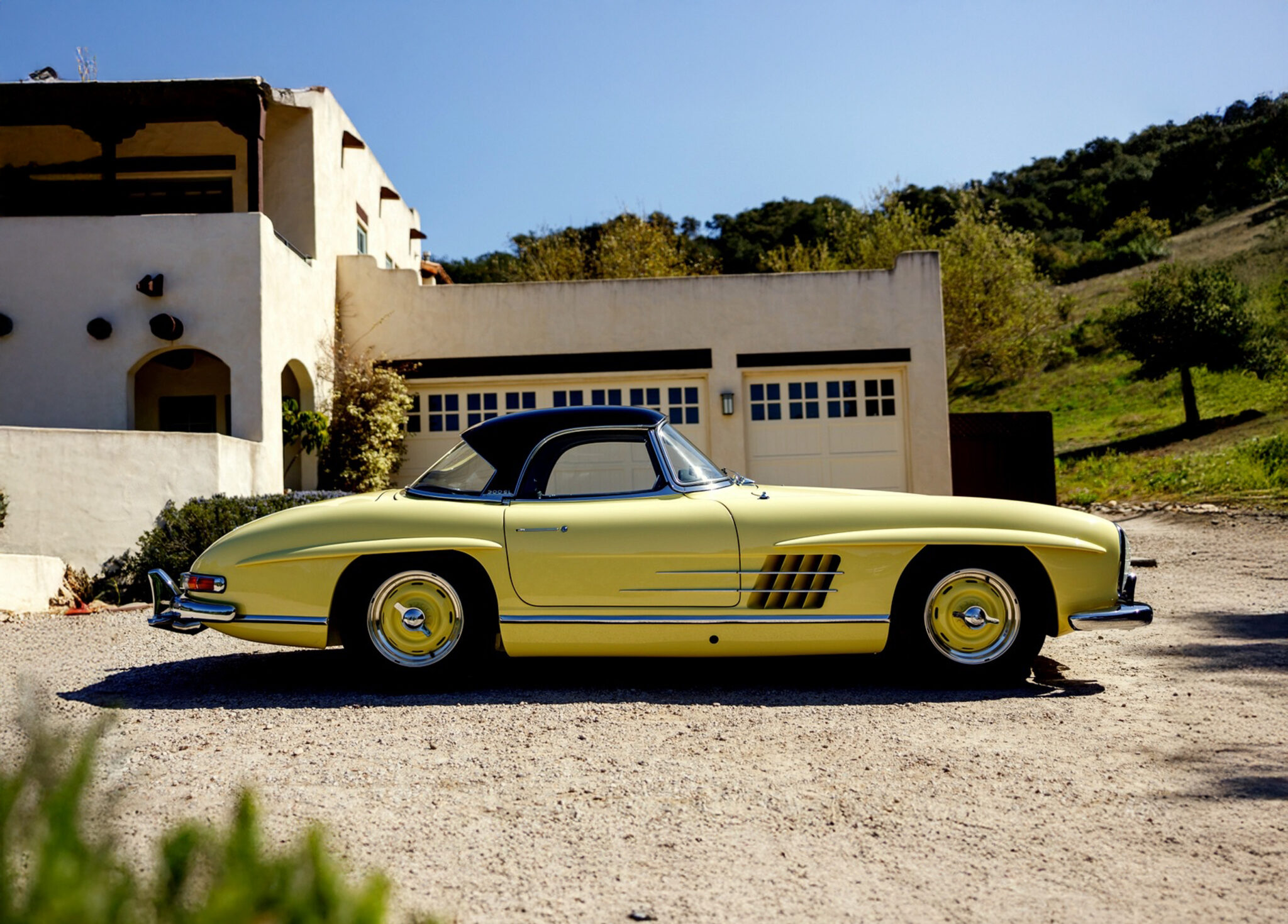 Fantasy Yellow on Four Wheels: The 1961 Mercedes-Benz 300 SL Roadster ...