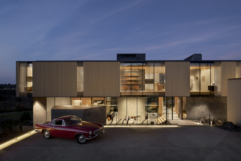 Volcanic Visions: Hacker Architects' Tetherow Overlook House, A Desert ...