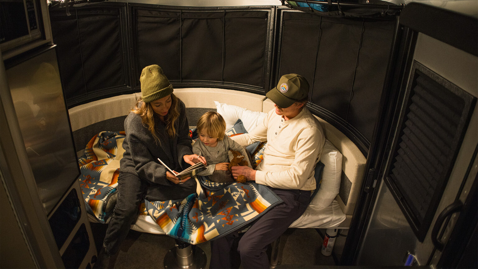 Airstream Base Camp XE: Pioneering Electric Freedom on the Open Road ...