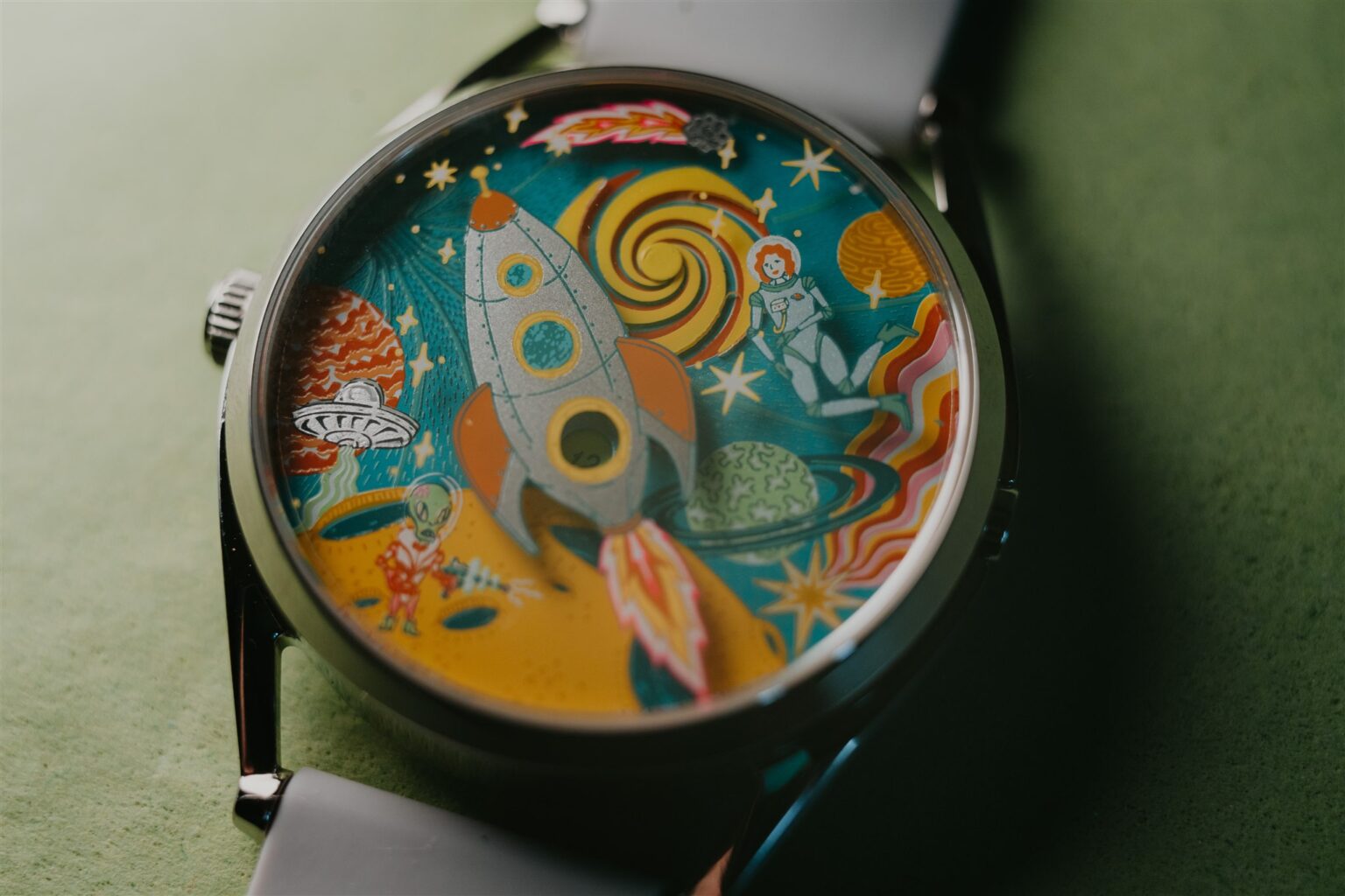 Blast Off with Style: The Mr Jones Continuum Watch | The Coolector