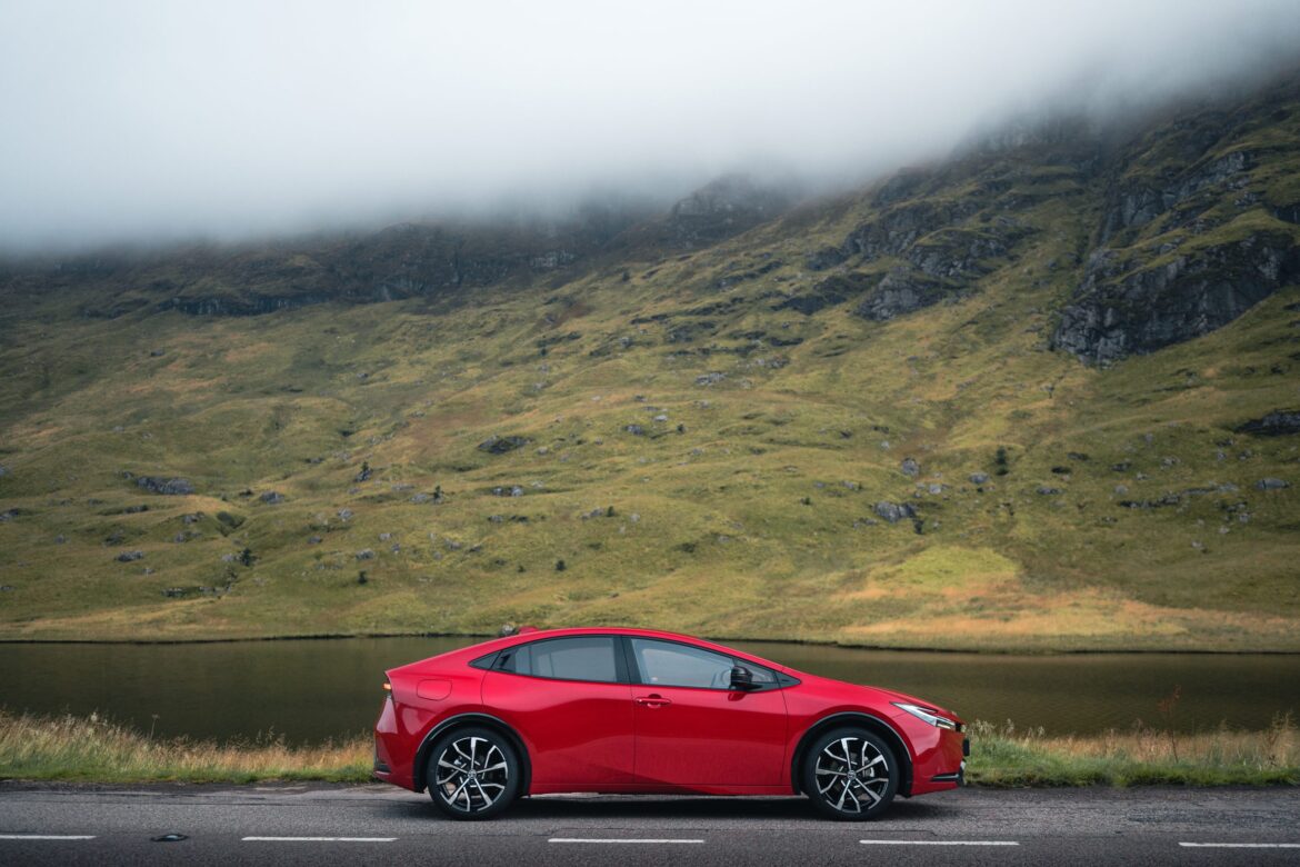 The Reimagined Revolution: Unveiling the 2025 Toyota Prius | The Coolector