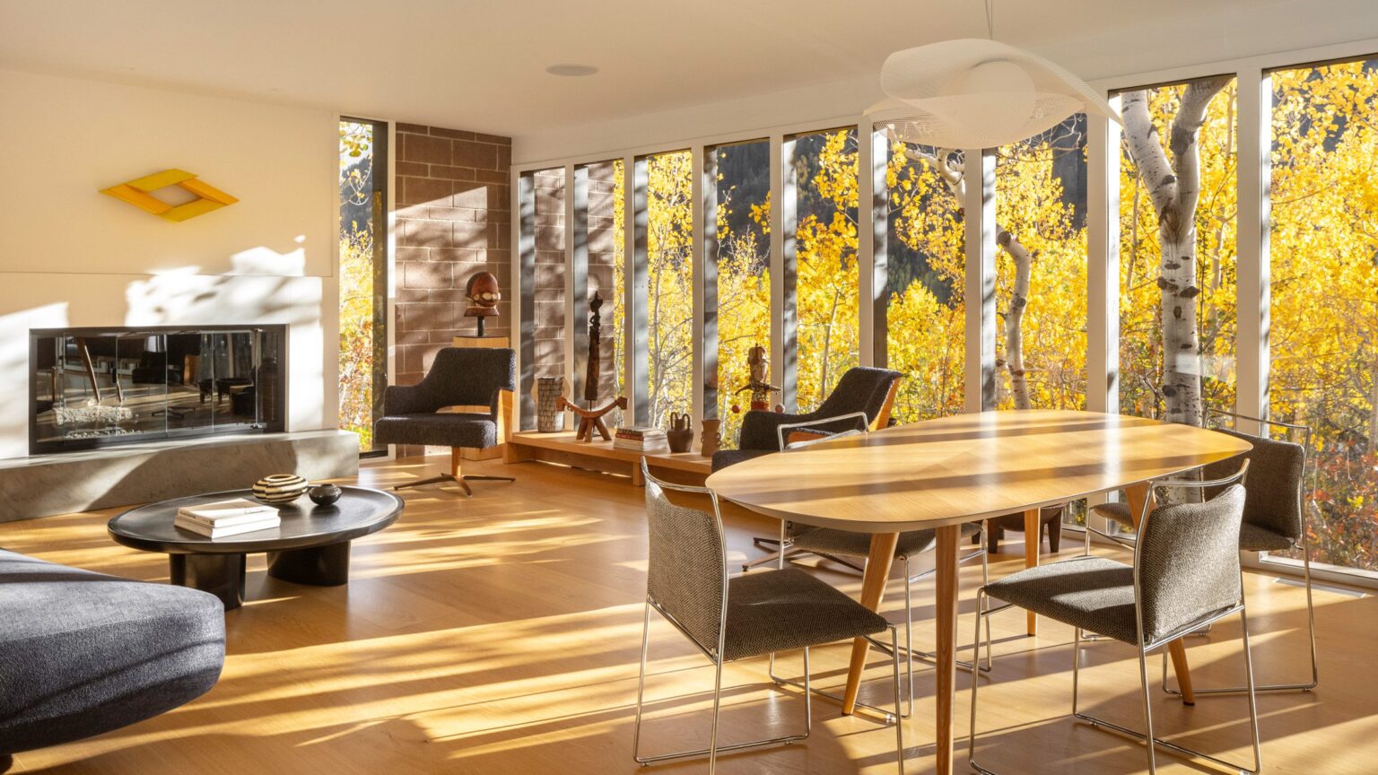 High-Alpine Hideaway: The Perch House by Studio B | The Coolector