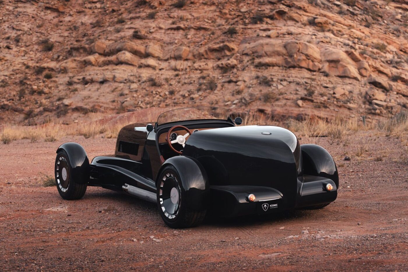 A Masterpiece Reborn: The Bespoke Custom SP40 Restomod Speedster | The ...