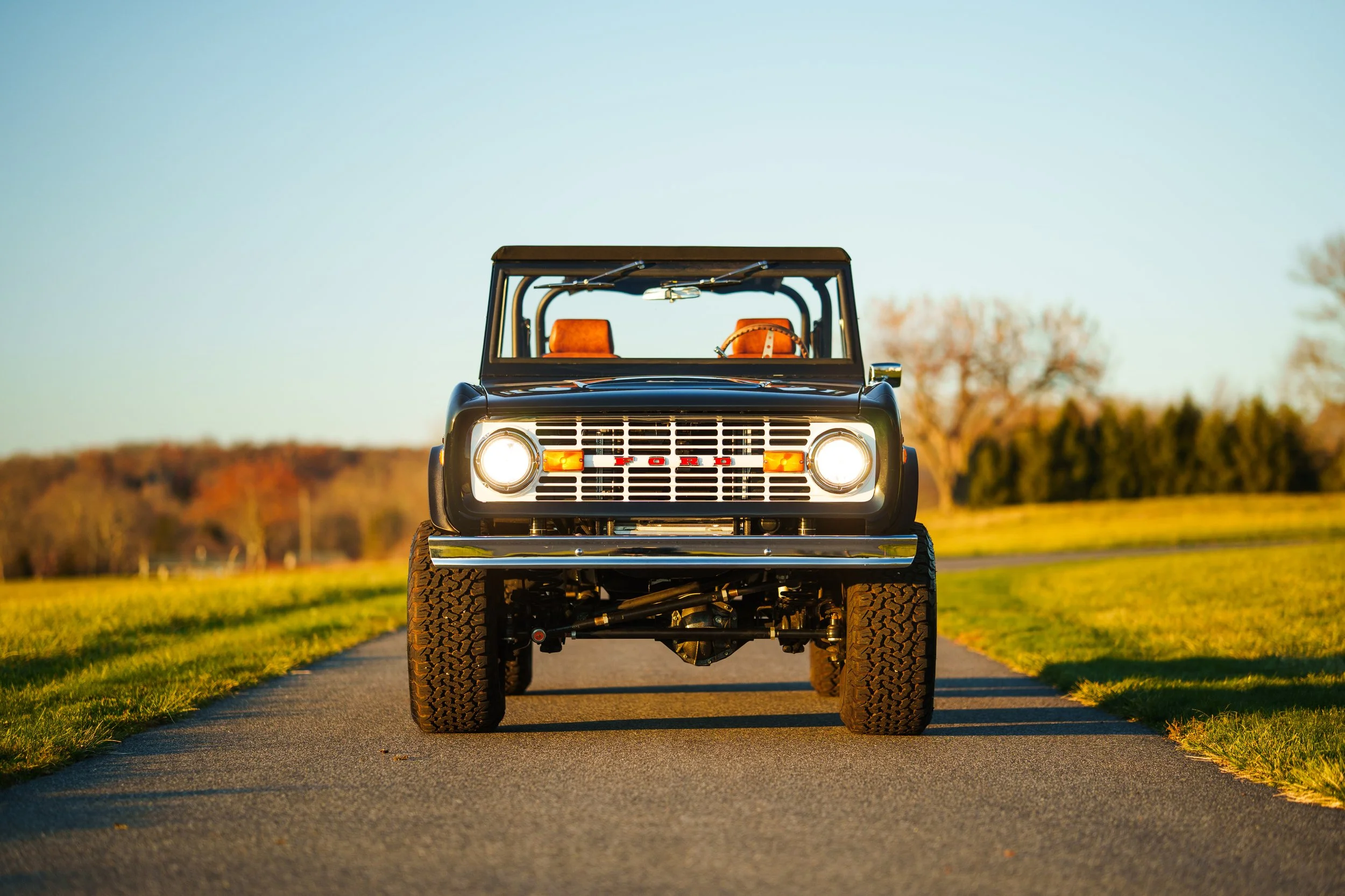 Refining the Icon: The Legacy Overland Project Moulton 1968 Ford Bronco ...